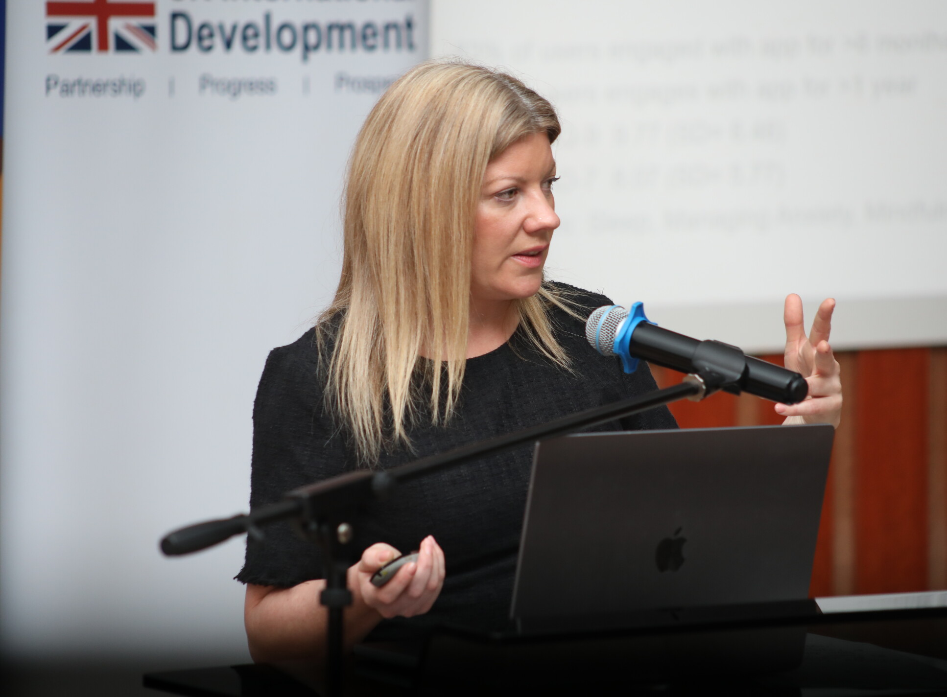 Championing artificial intelligence for health innovation in Zimbabwe ...