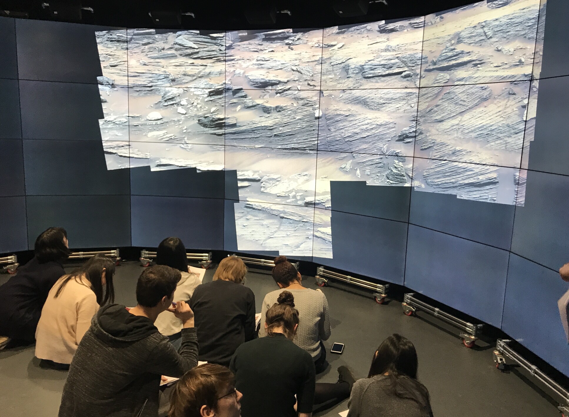 Data Observatory allows students to embark on ‘field trips’ to Mars ...