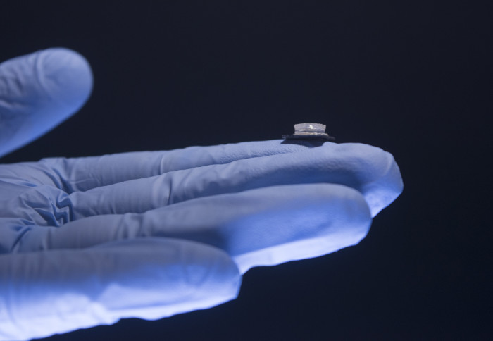 New lab-on-chip infection test could give cheaper, faster portable ...