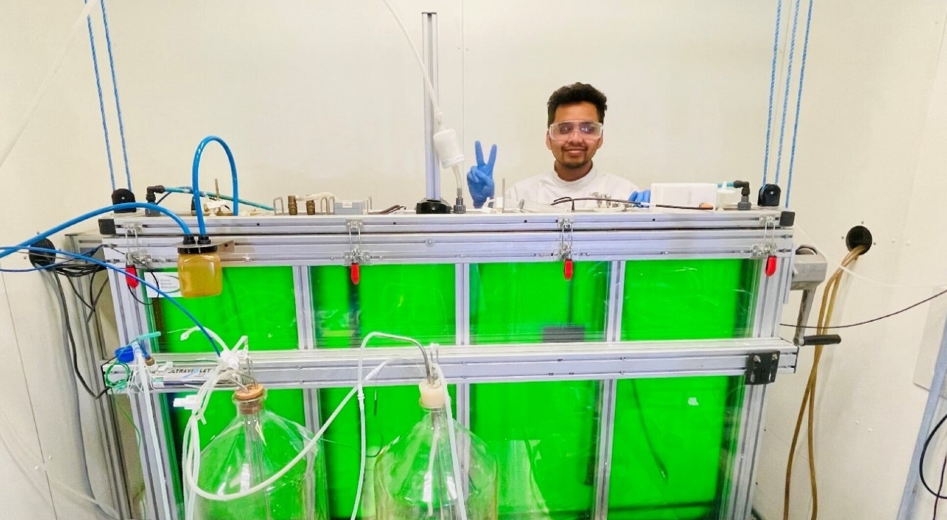 From Bangladeshi roots to natural algae dyes | Imperial News | Imperial ...