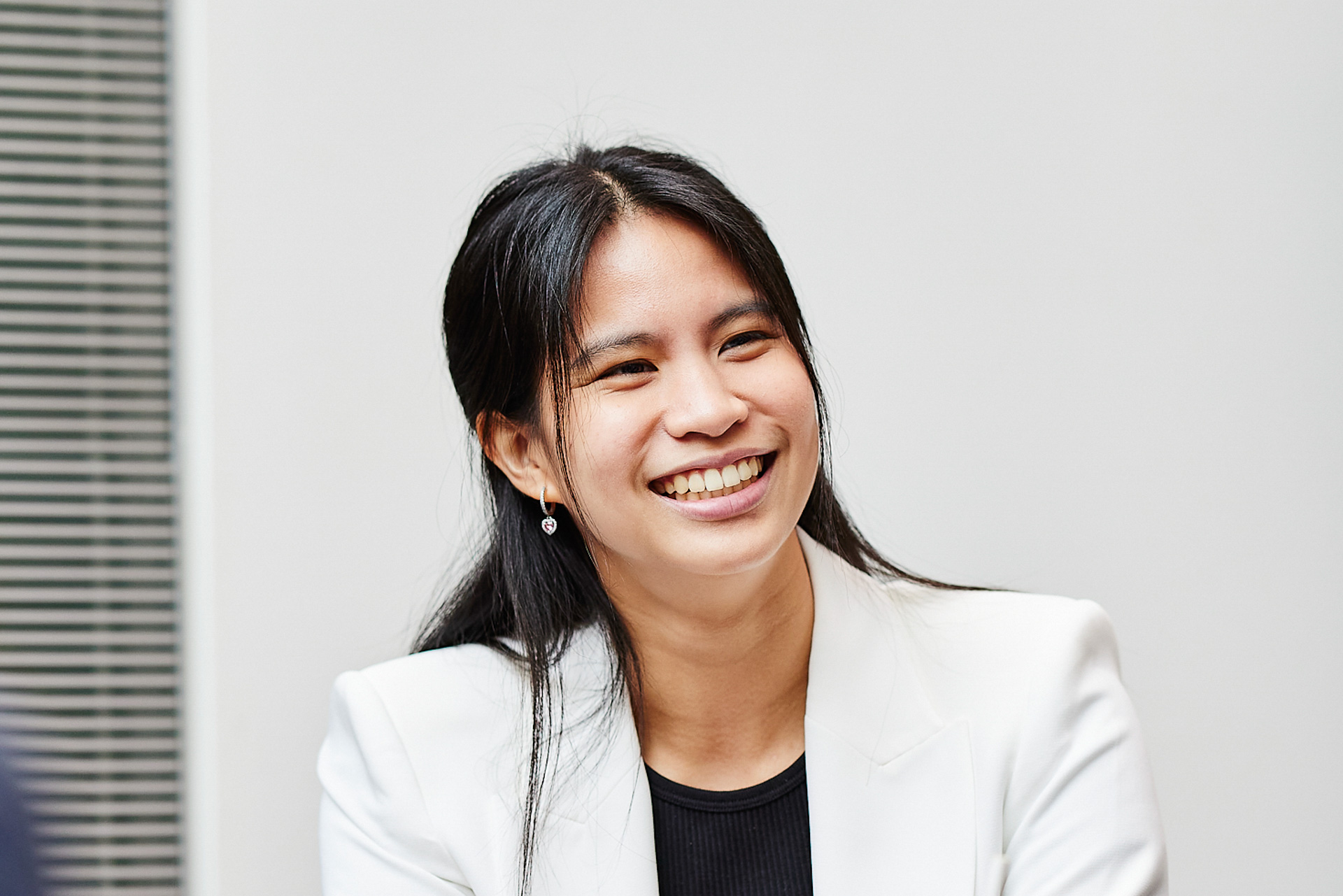 Jamie Christine Berberabe Lim - Business School