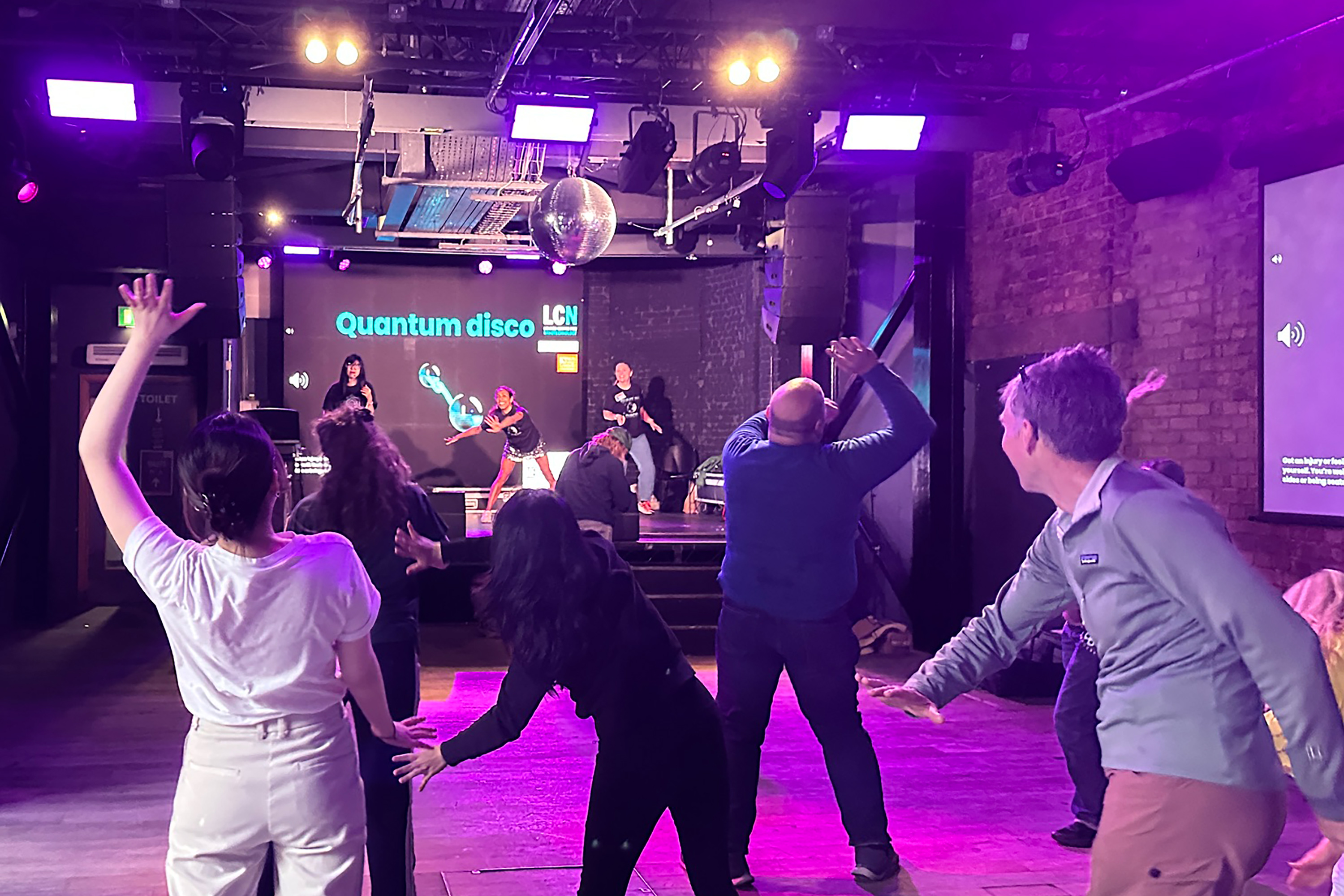 Nano and Quantum tech meets dance floor: LCN wows visitors with ...